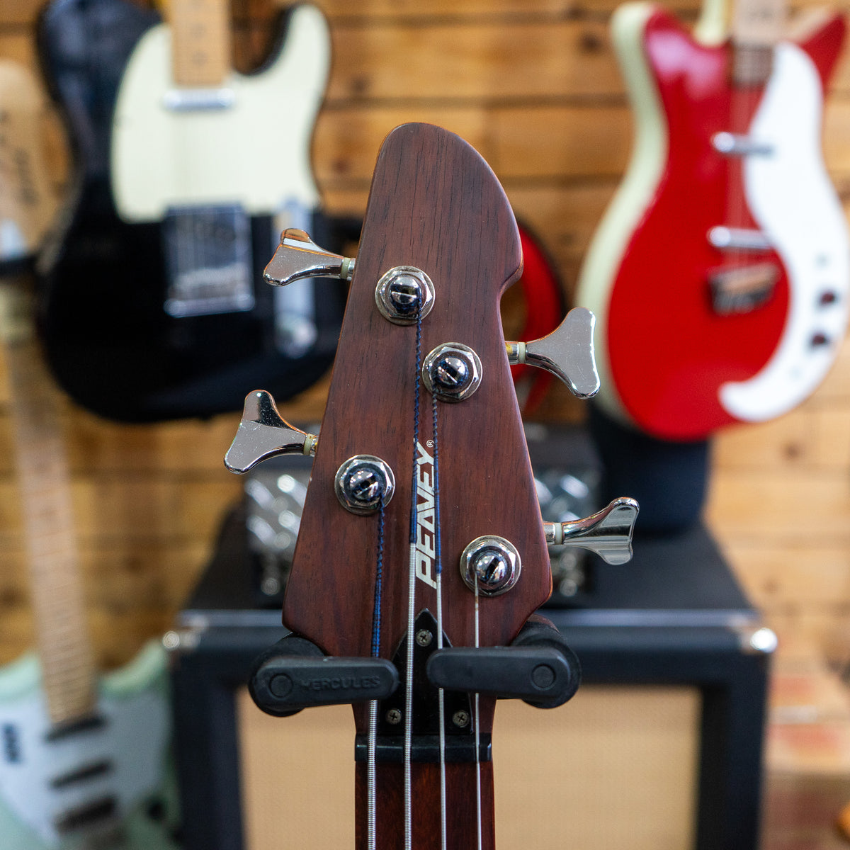 Peavey Grind Electric Bass Guitar in Natural with Semi Hard Case - (Pr ...