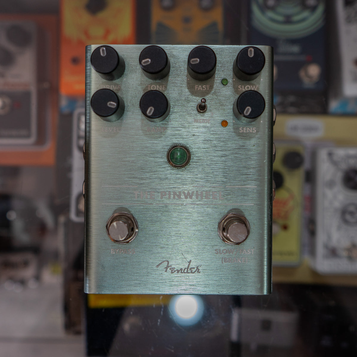 Fender The Pinwheel Rotary Speaker Simulator - (Pre-Owned) – Southend ...